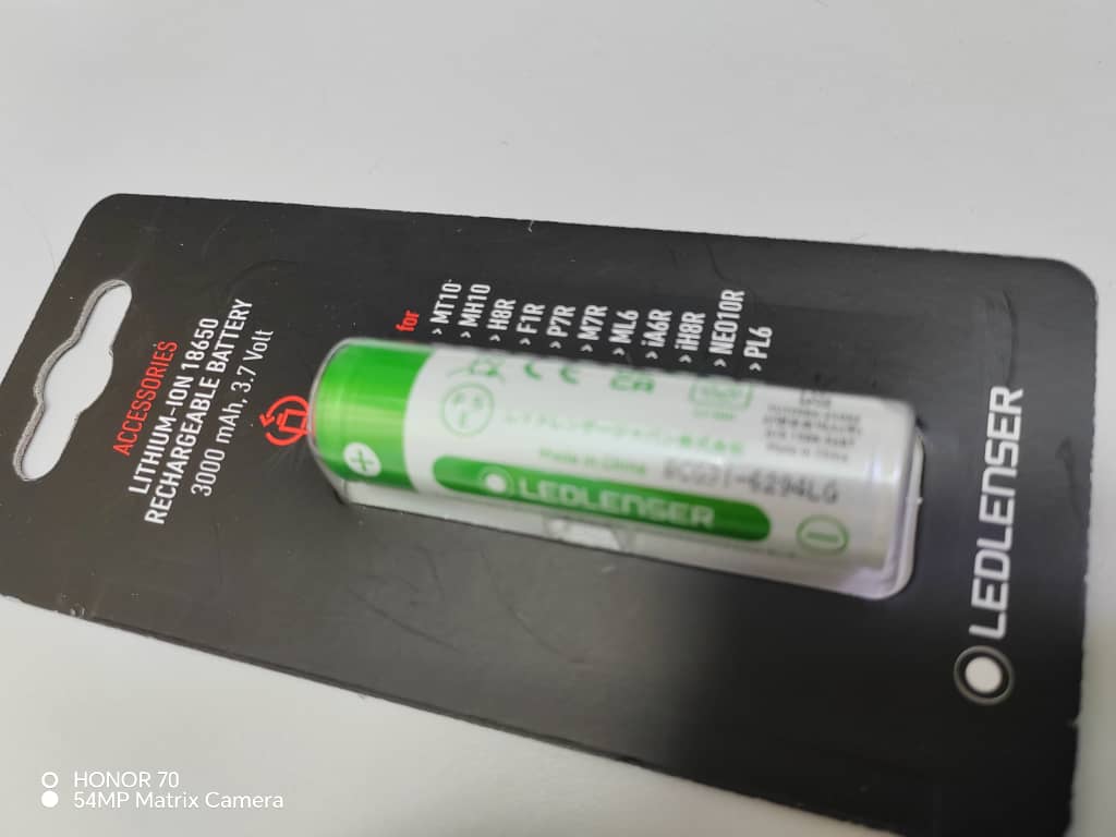 LEDLENSER 18650 Li-ion RECHARGEABLE BATTERY 3000MAH 3.7Volt (100% ...