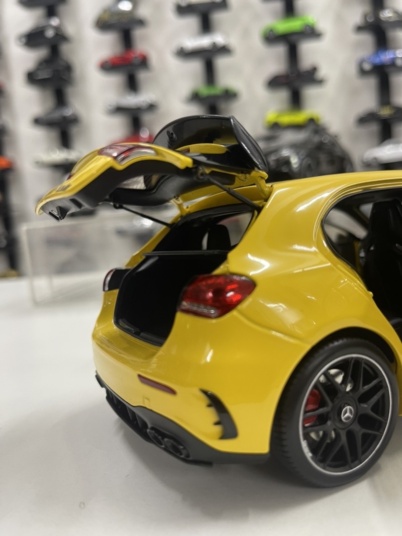 Kilo Works Diecast 1:18 Scale Mercedes A45s Diecast Kereta Model Car ...