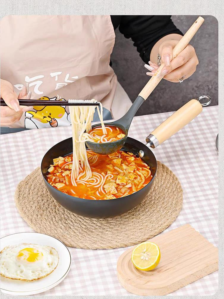 Japanese-style Mini frying cooking pan/wok for one person with glass ...