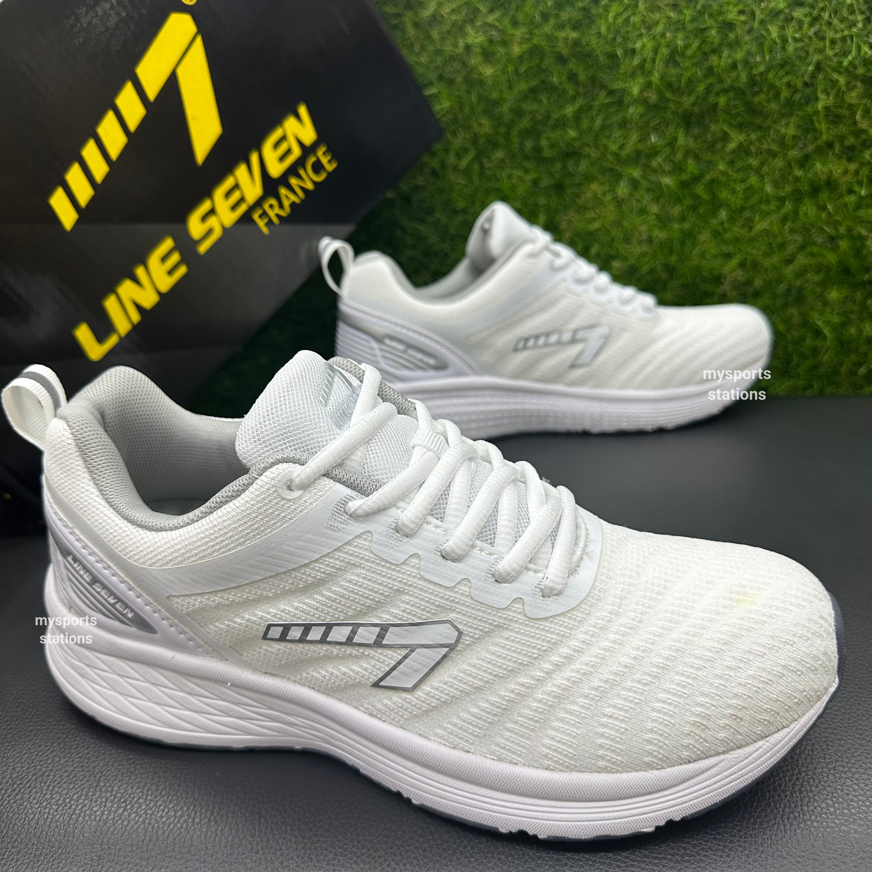 LINE SEVEN | LINE 7 S-2665 Mens White Shoes | Black Shoes | Running ...