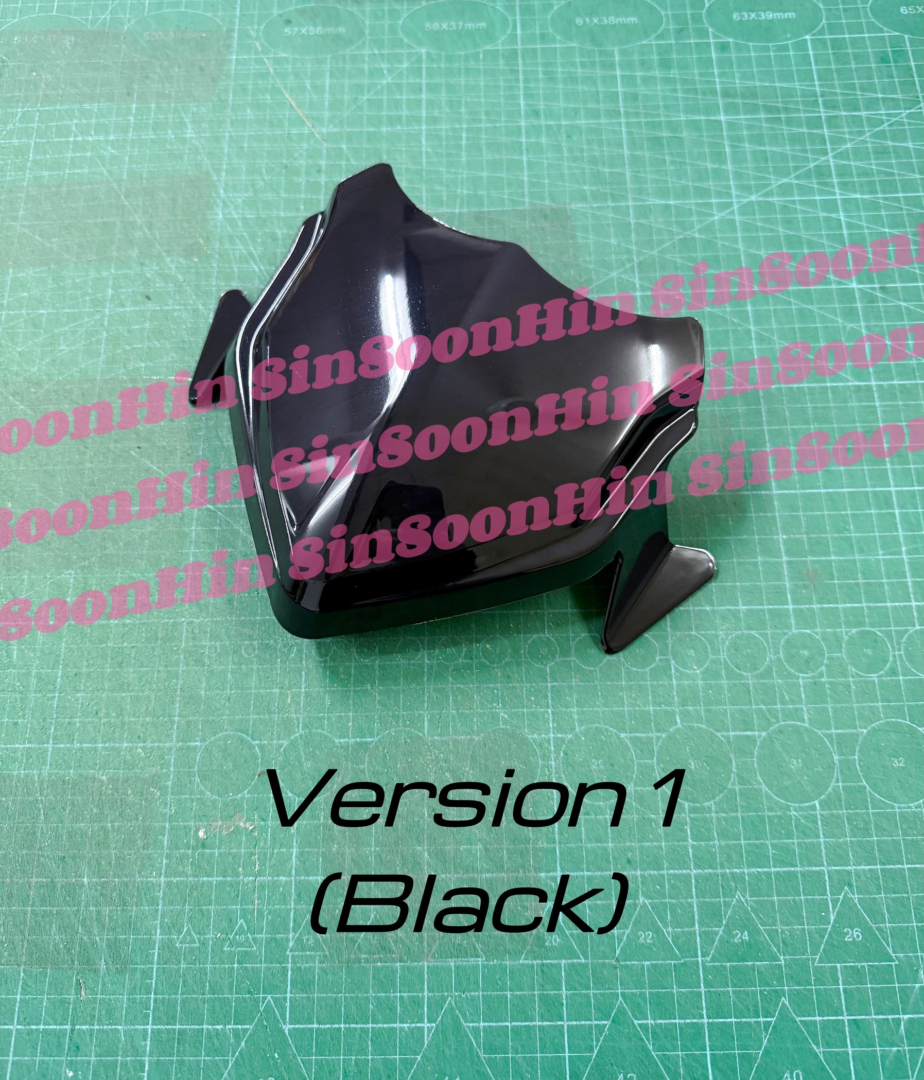 SYM VF3I Visor Windshield / Cowling Lens [ BLACK / CARBON ] # cermin ...