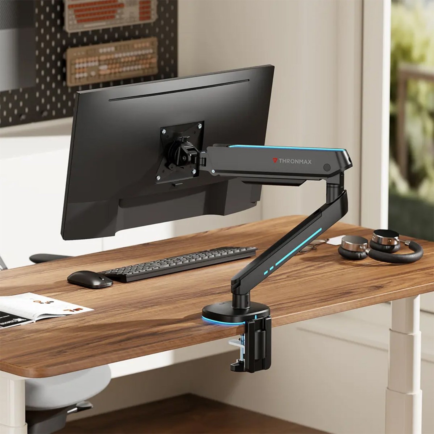 THRONMAX Heavy-Duty RGB Gaming Monitor Arm with RGB Lighting 27" - 45 ...