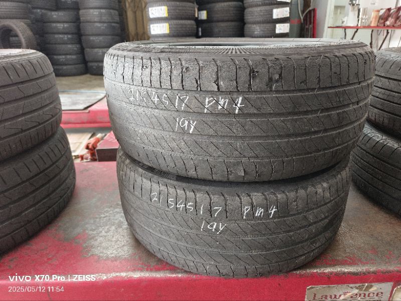 second Tyre 215/45/17 Michelin Primacy4 2019 year (2pcs Tyre together ...