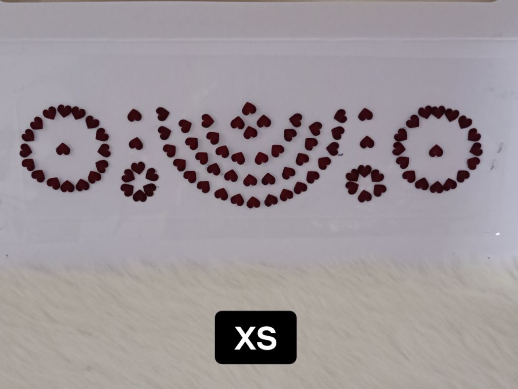 BINDI/POTTU LOVE HEART SHAPE MAROON COLOUR.(SMALL SIZE) | Shopee Malaysia
