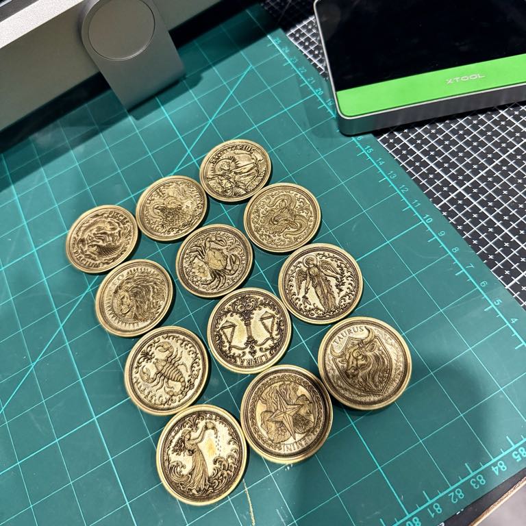 xTool F2 Ultra Deluxe Bundle ( F2 Ultra machine 60W MOPA & 40W Diode ...