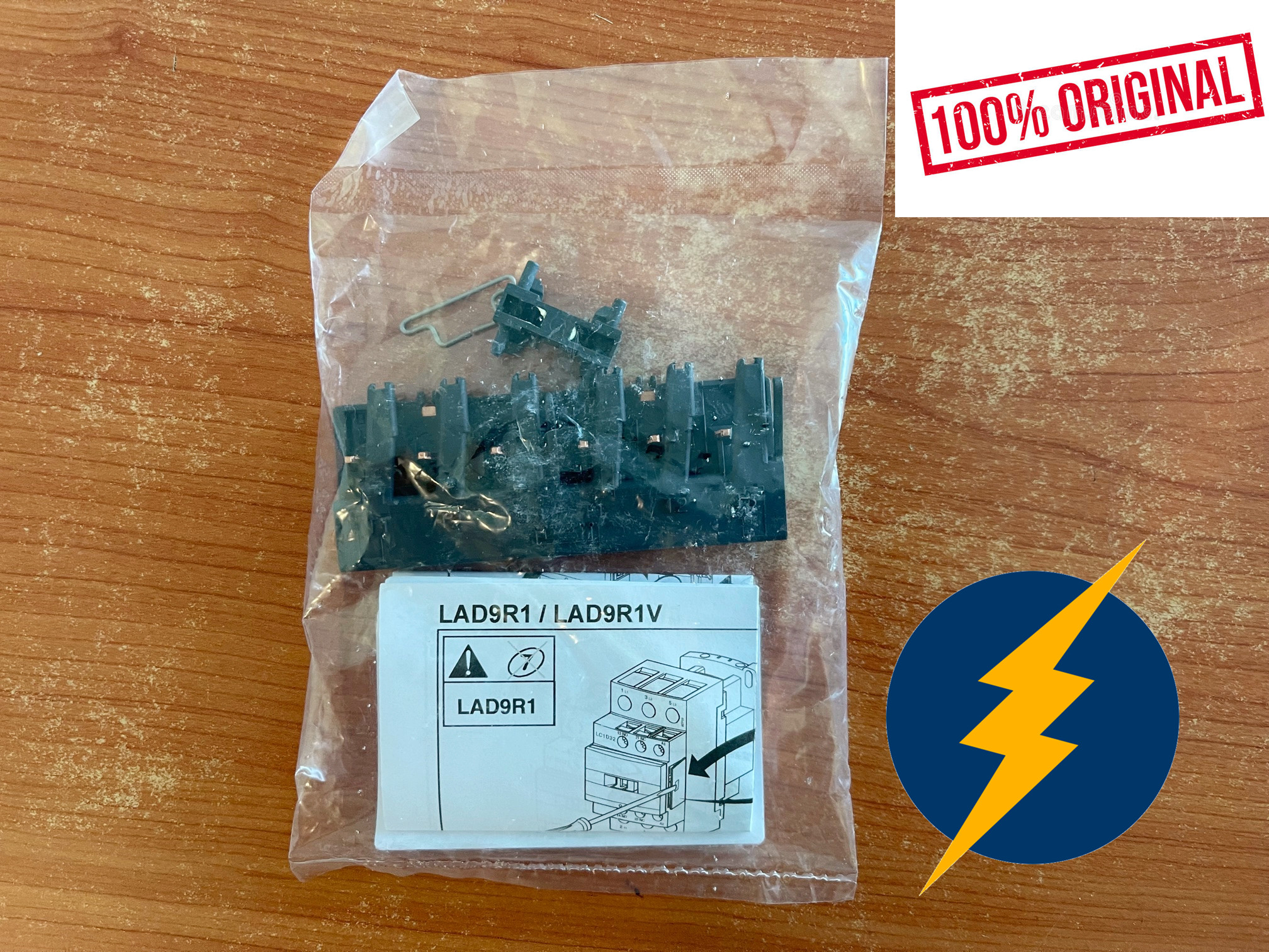 SCHNEIDER LAD9R1 Kit for assembling 3P reversing contactors, LC1D09-D38 ...