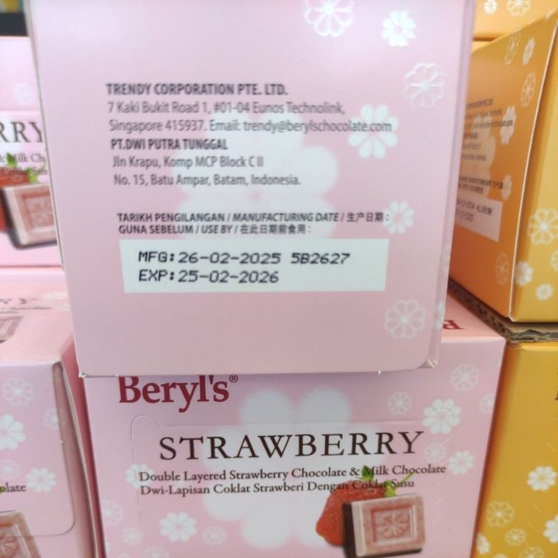 Beryl's Freeze Dried Strawberry/Green Tea Chocolate 80gram | Shopee ...