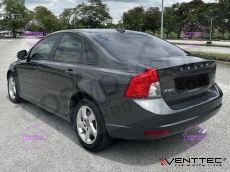 Volvo S40 sedan 2004-2012 Venttec Door Visor / Window Vent Visor ...