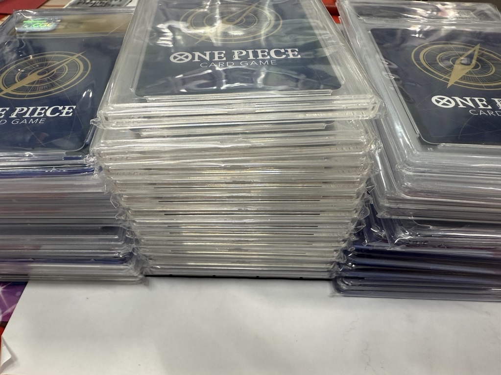 [ONE PIECE CARD GAME] Mystery Graded 10 Slab (PSA/BGS/CGC/PCG/GM ...