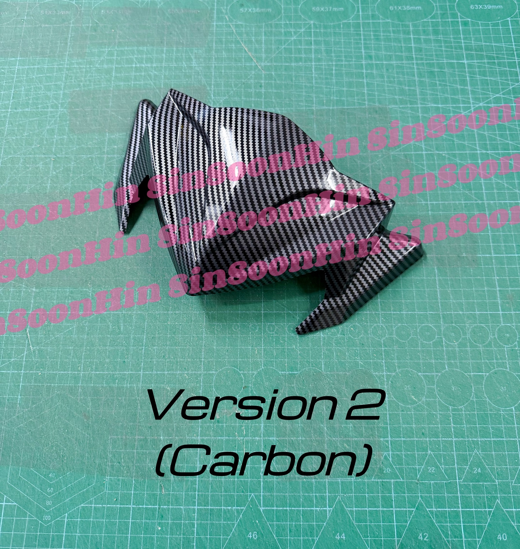SYM VF3I Visor Windshield / Cowling Lens [ BLACK / CARBON ] # cermin ...
