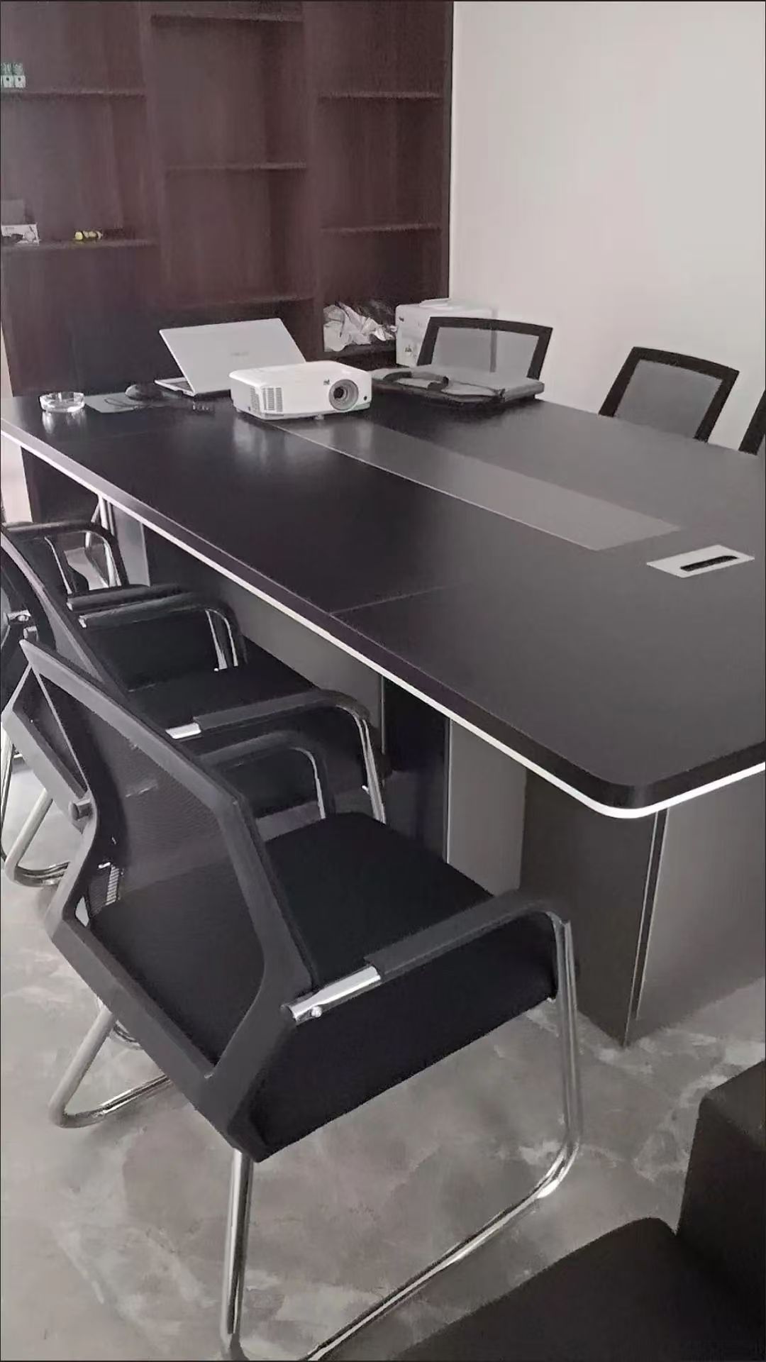 Meeting Table Meja Mesyuarat Pejabat Ofis Berkualiti Dengan Kabinet ...