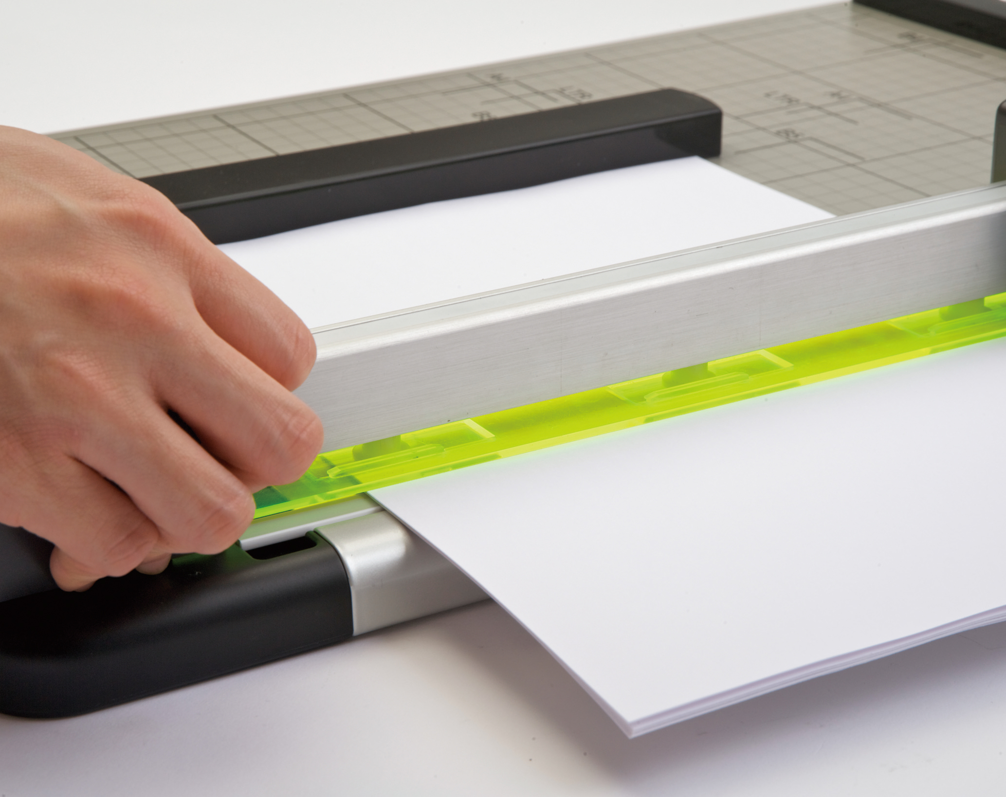 【CARL】 Heavy Duty Rotary Trimmer A4 (310 mm) DC-210N Paper Trimmer ...