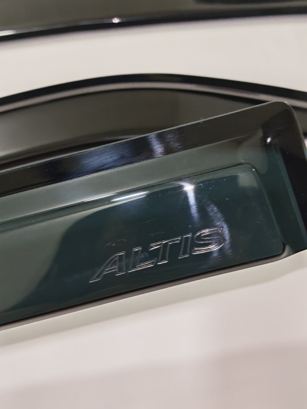 TOYOTA ALTIS 2008-2013Y LOCAL DOOR VISOR (MADE IN MALAYSIA) | Shopee ...