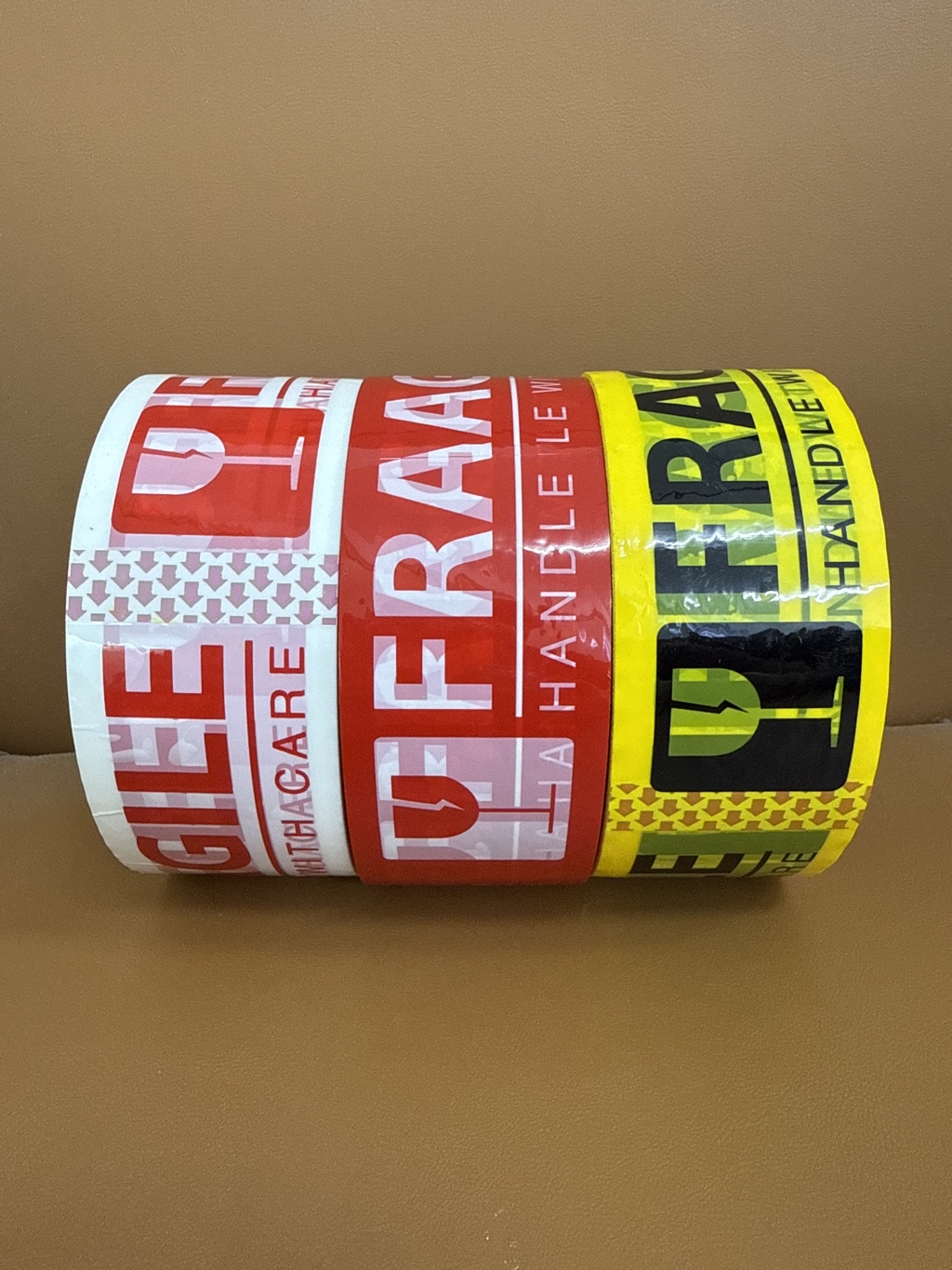 FRAGILE TAPE WHITE RED YELLOW 48MM X 180M | Shopee Malaysia
