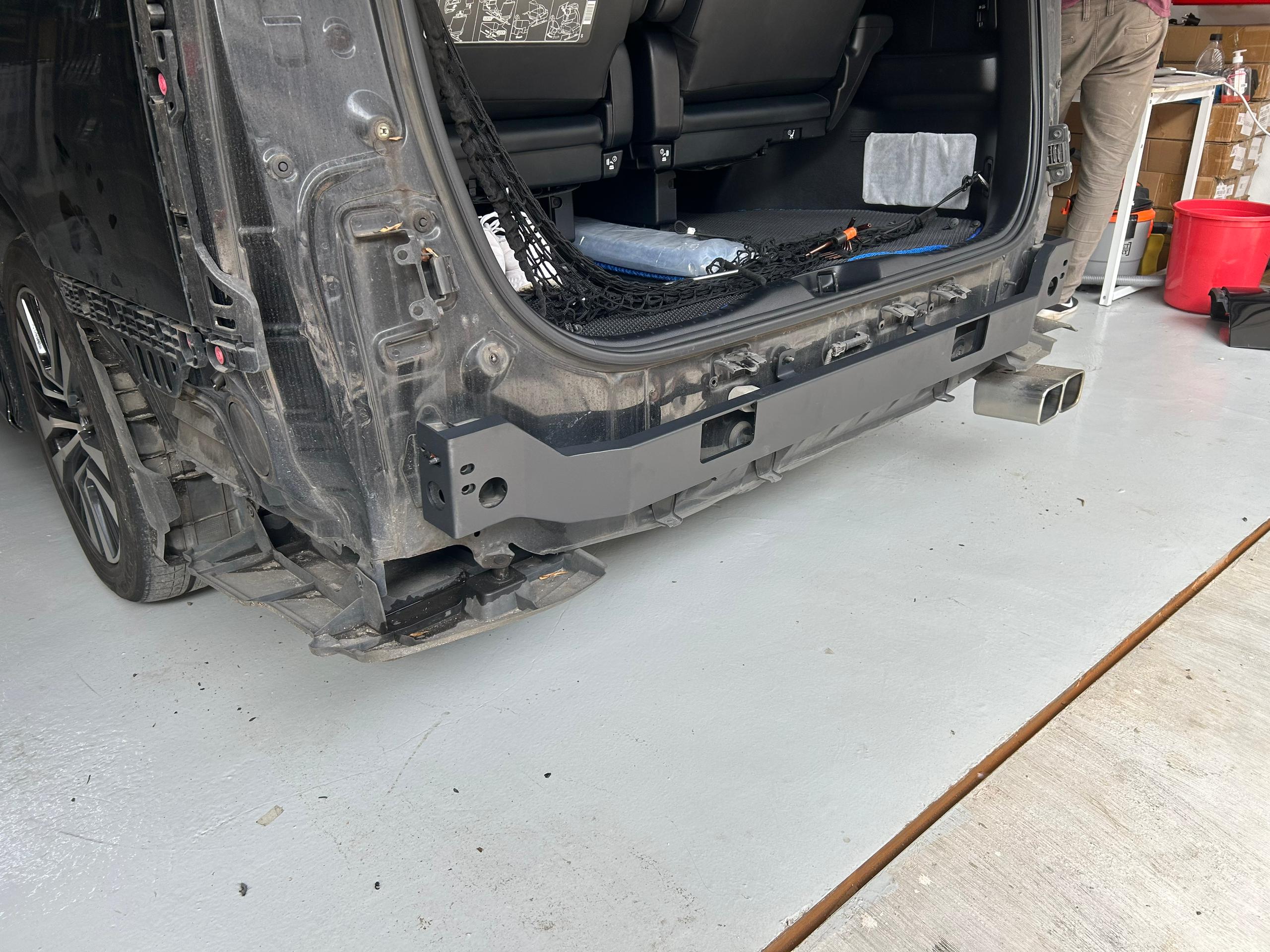 Toyota Alphard Vellfire AGH30 Anti-Collision Bar Rear Safety Bar Anti ...