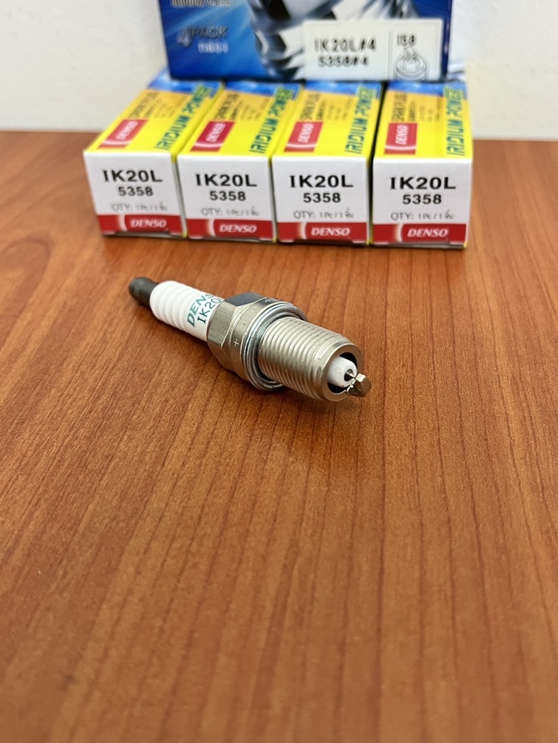 READY STOK Honda iridium power spark plug ik20L accord tao /civic sna ...