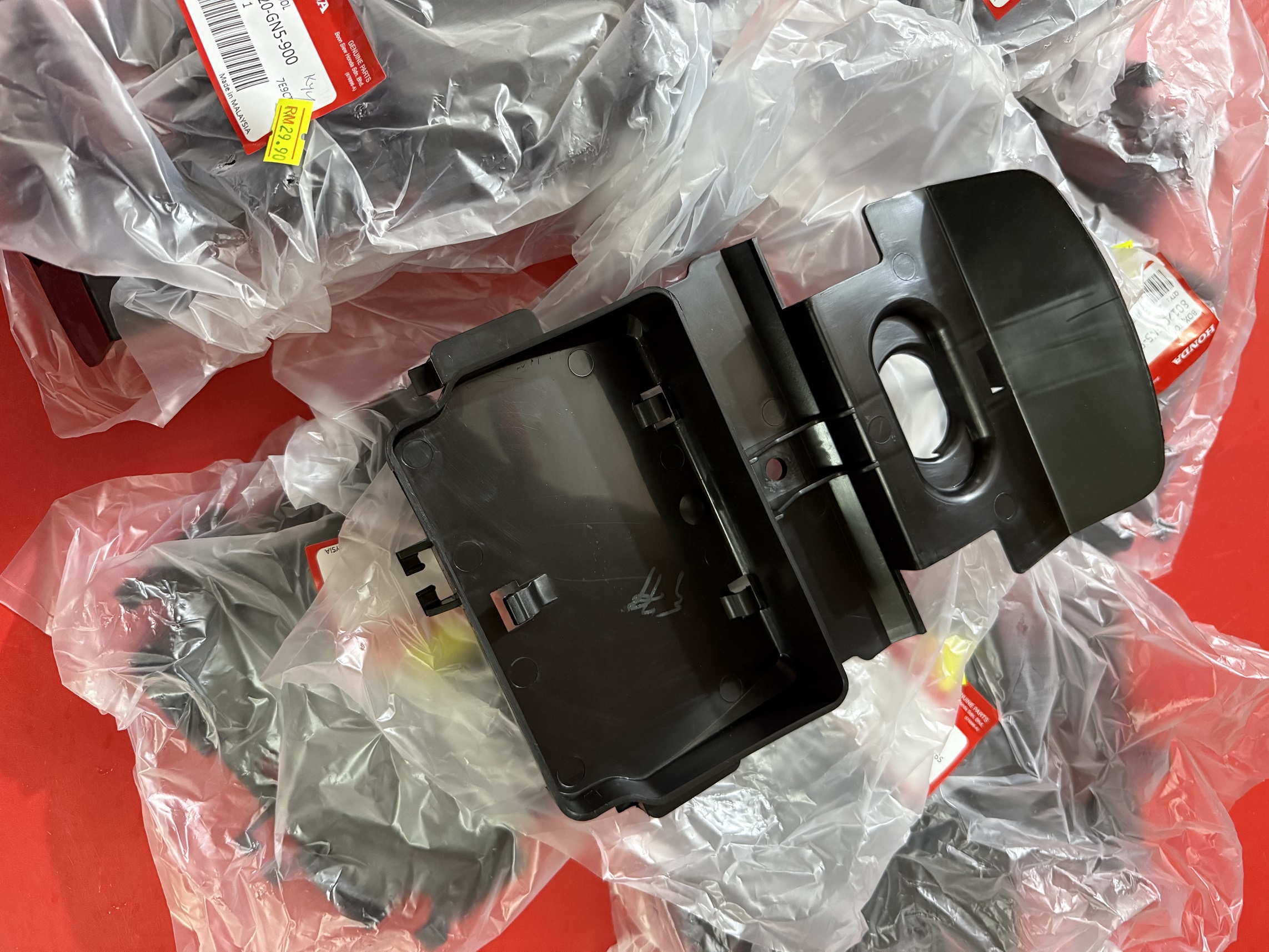 ORIGINAL Honda EX5 / DREAM Tool Box [80120-GN5-900] # kotak spanar moto ...