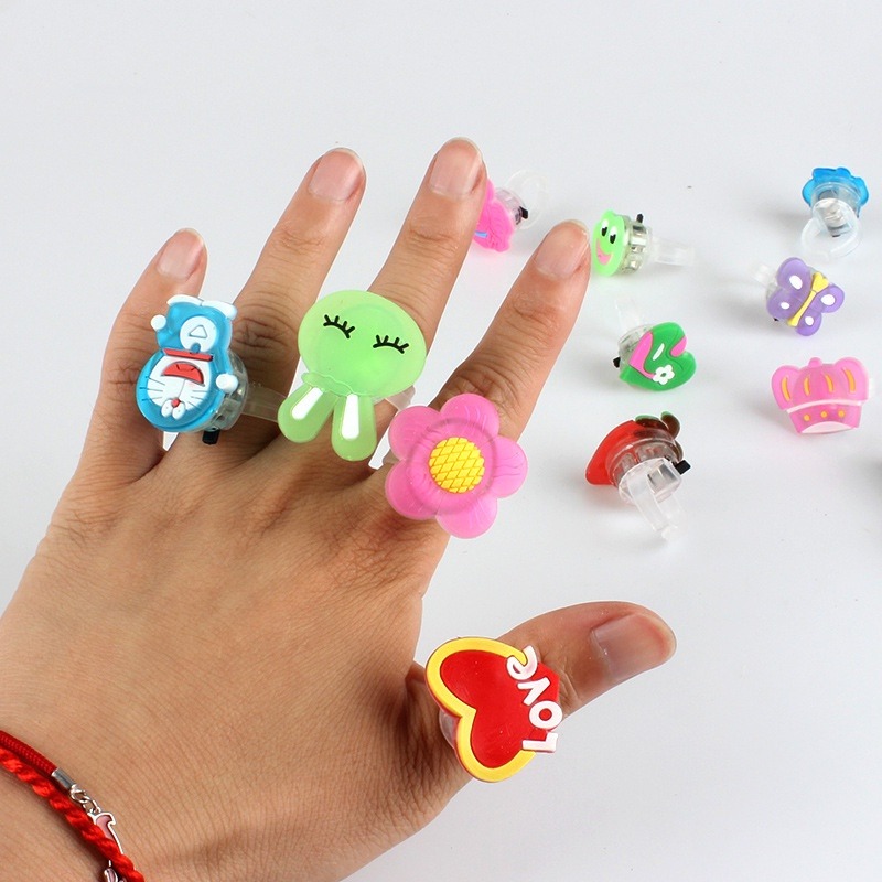 SayYes Cincin Bercahaya Kartun LED Rings Soft Rubber Cute Cartoon Style ...
