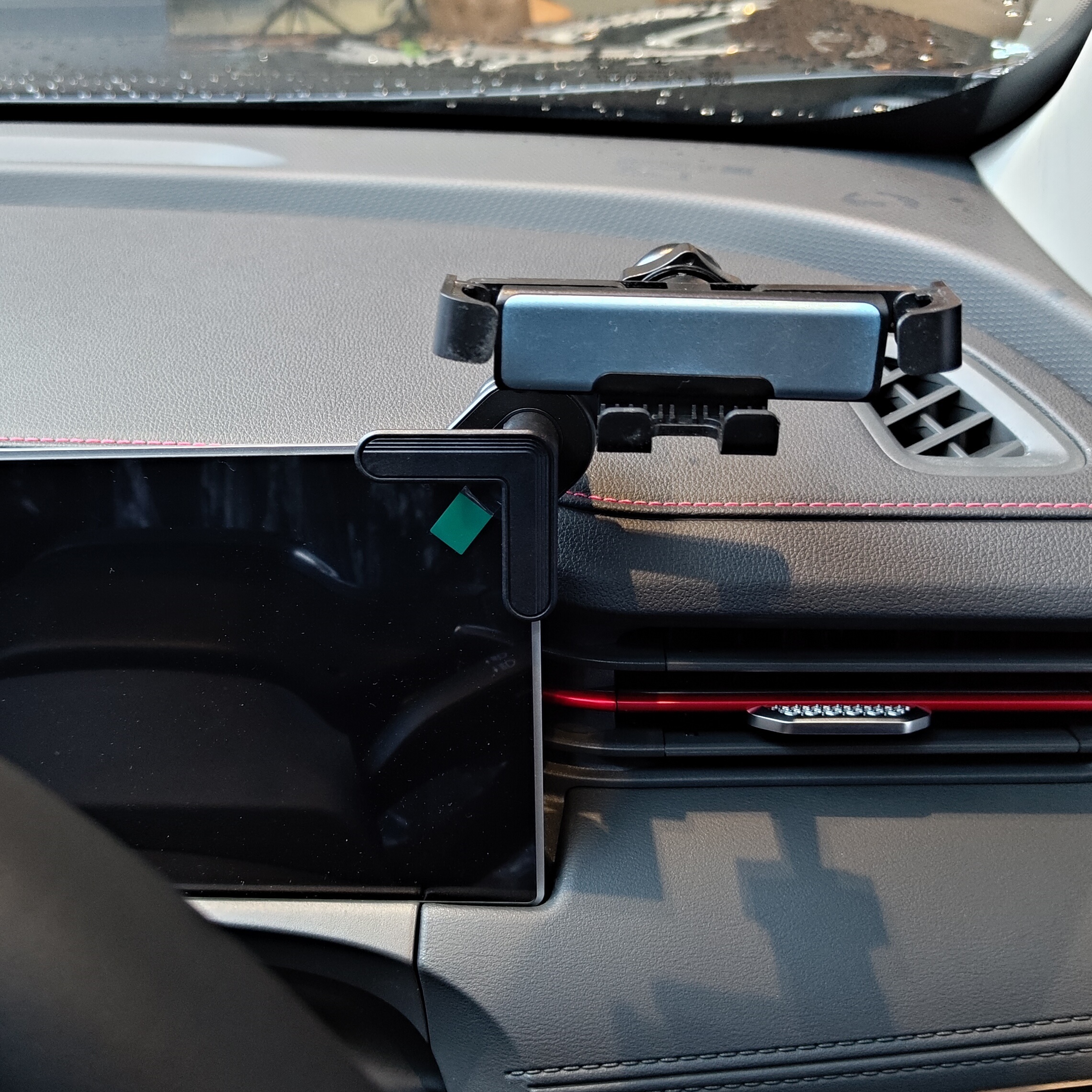 Jetour Dashing & VT9 Car Display Screen Phone Holder | Shopee Malaysia