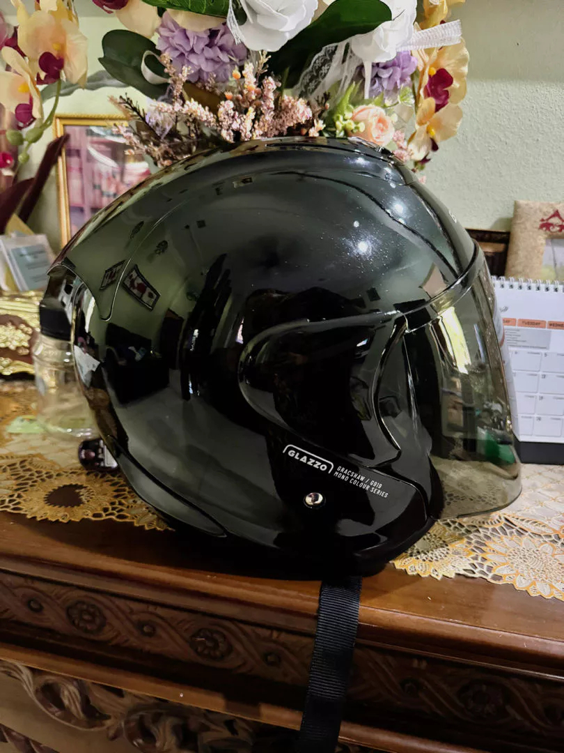Gracshaw G919i Glazzo Mono Plain Colour Helmet G919i Helmet ARC RITZ ...