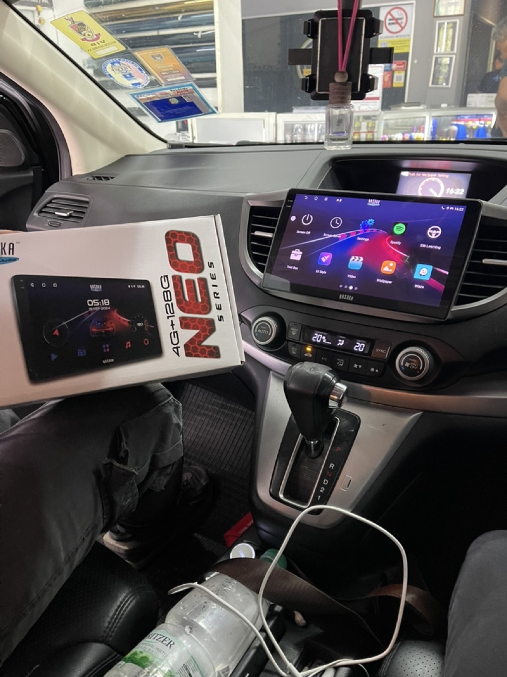 BAZOKA NEO SERIES 4 RAM 128 GB CAR ANDROID PLAYER 9 10INCH 1K IN CALL ...