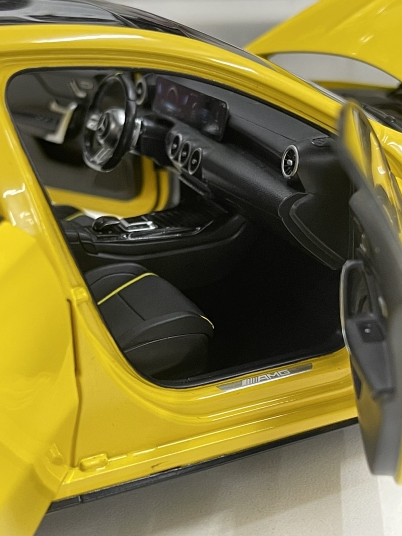 Kilo Works Diecast 1:18 Scale Mercedes A45s Diecast Kereta Model Car ...