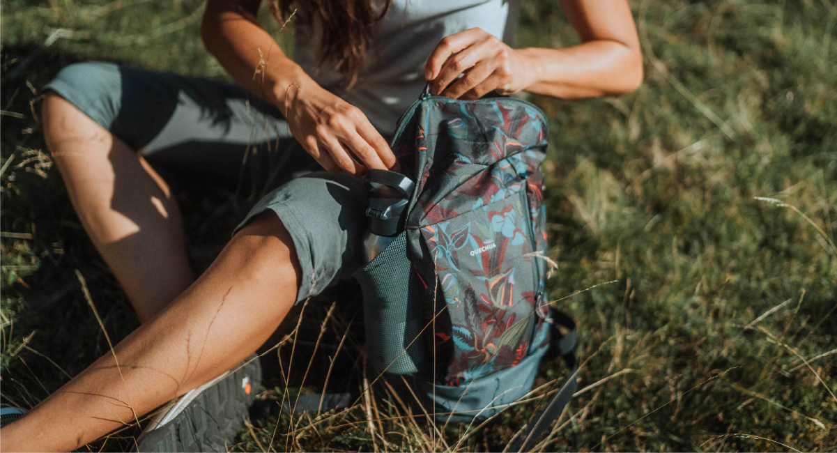 Decathlon 10L Hiking Trekking Backpack NH Arpenaz 100 (Multi ...