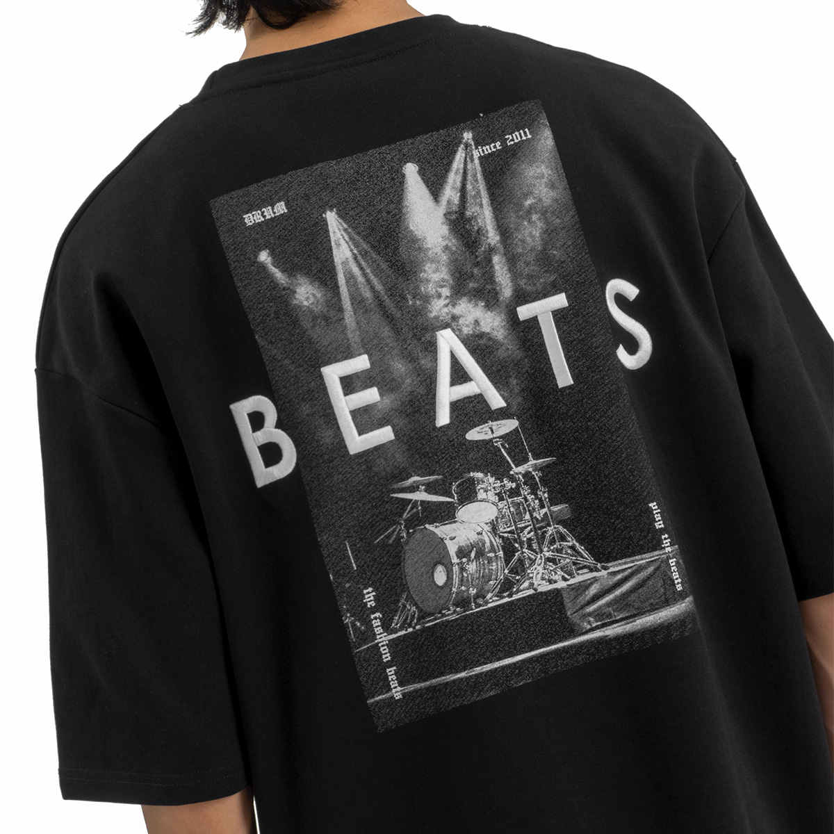Select Beats Embroidery Oversized Tee- White/Black | Shopee Malaysia