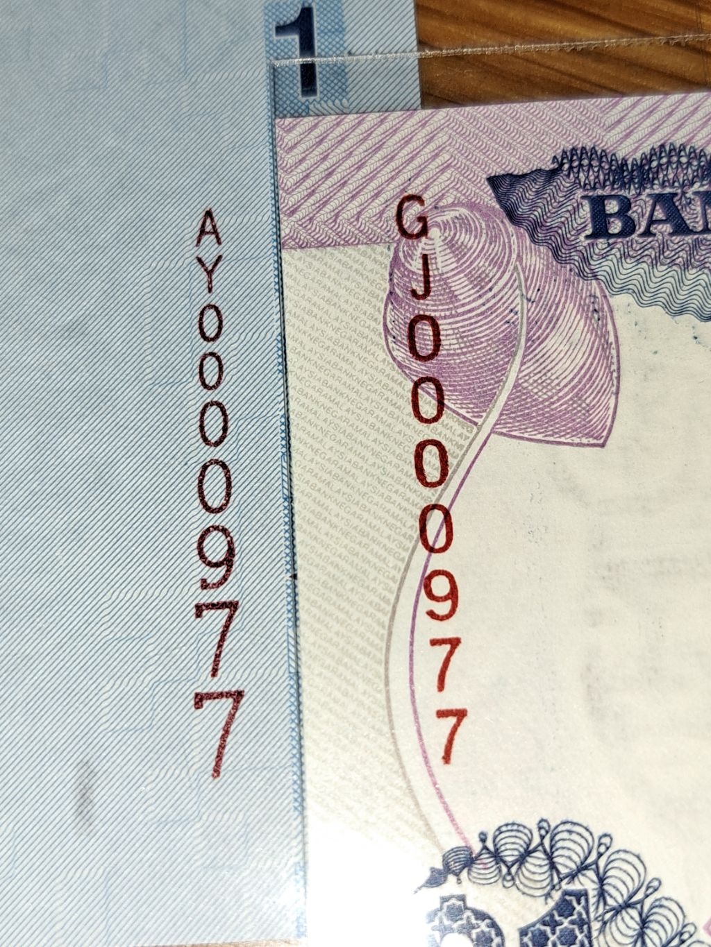 Malaysia 6th & 11th Series Ringgit RM1 Notes Pair Low & Same Serial ...