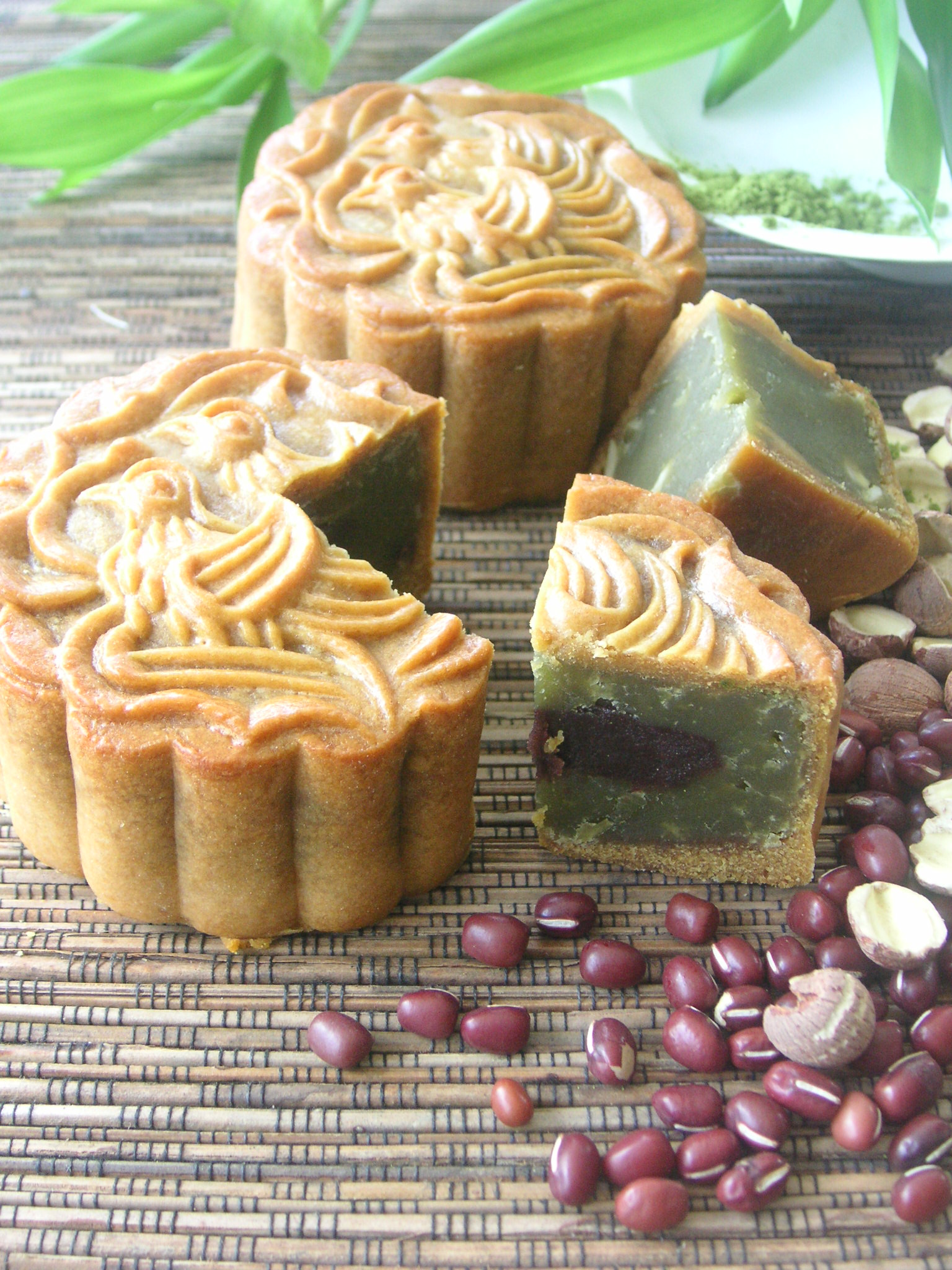 Mooncake Traditional Homemade 100% Authentic Guarantee | Shopee Malaysia