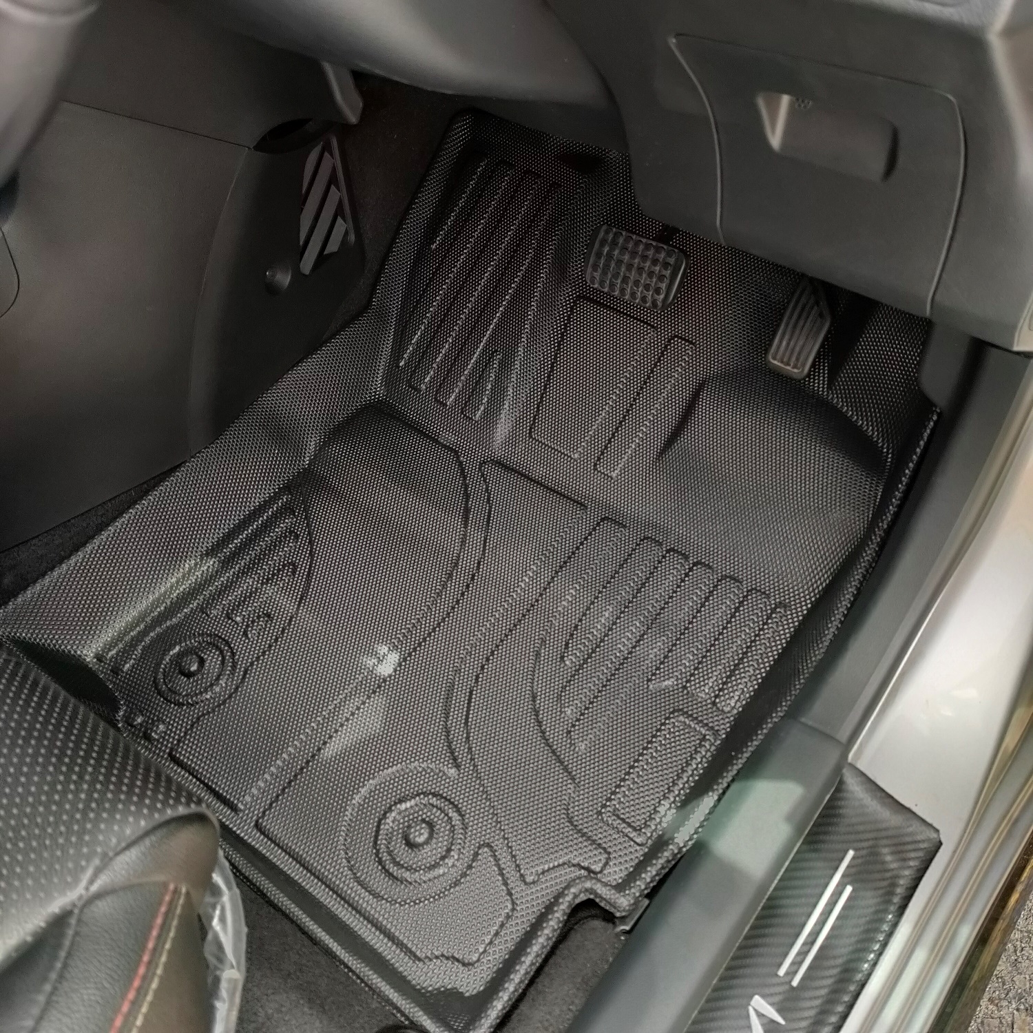 [1 SET] PERODUA TPE Carpet / 5D Carpet Alza Veloz Aruz Ativa Axia Bezza ...