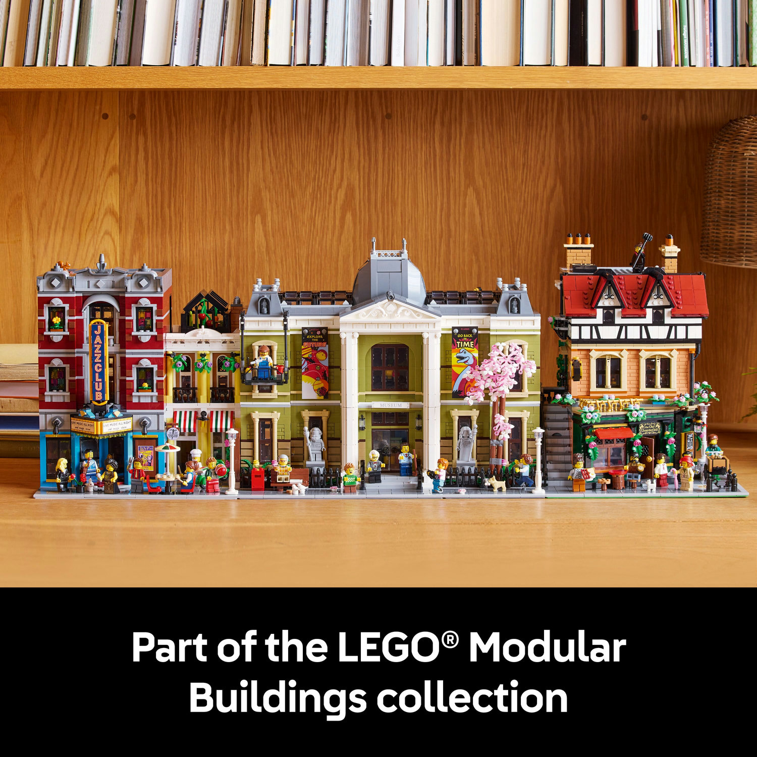 [BricksInBoots] LEGO Icons Tudor Corner (10350)(3,266 Pieces) | Shopee ...