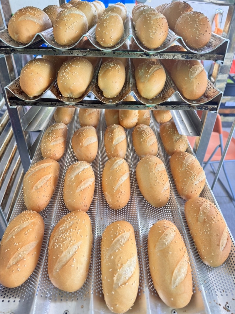 VIETNAMESE BREAD ( ROTI ) Mini size ( 1 pack 10 pcs ) | Shopee Malaysia