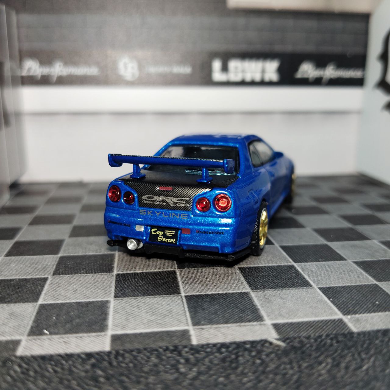 (UNSEALED with box) Mini GT Nissan Skyline GT-R R34 Top Secret Bayside ...