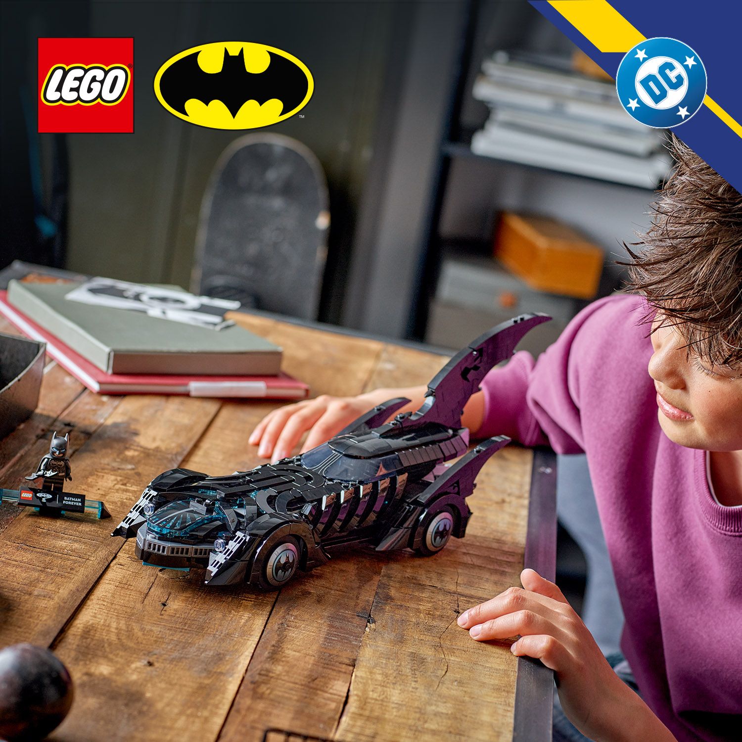 LEGO Super Heroes DC 76304 Batman Forever Batmobile (909 Pieces ...