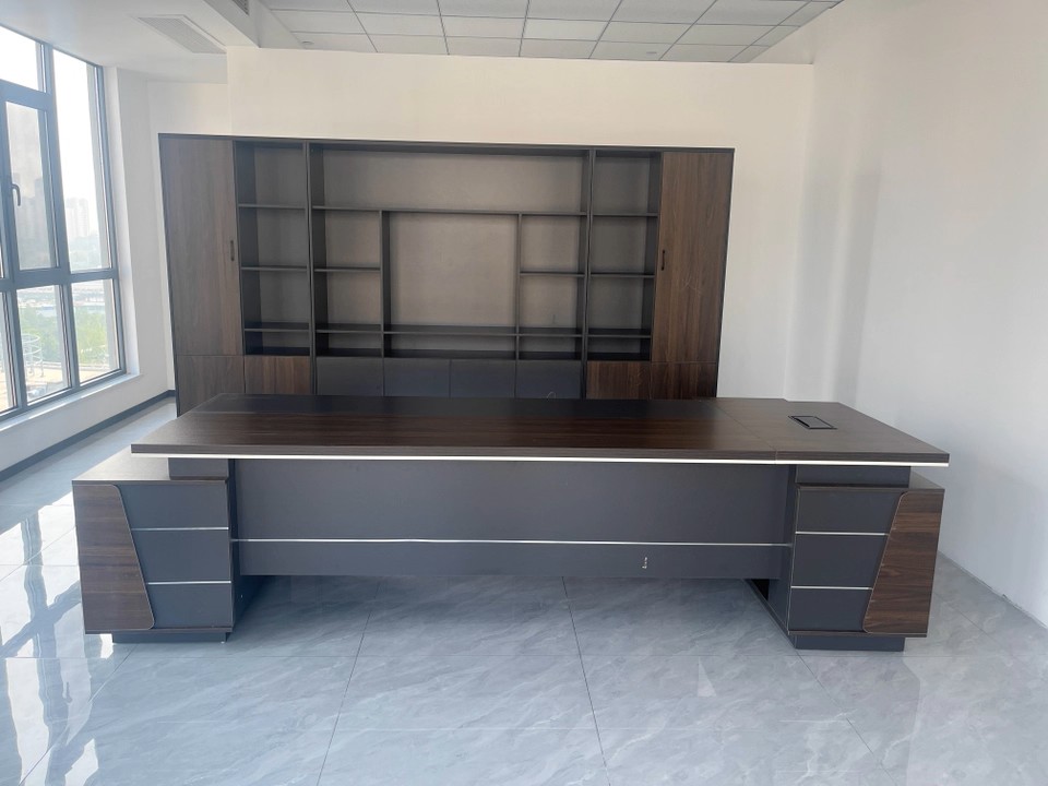 Luxury Office Desk Boss Table With Double Side Cabinet High Quality ...