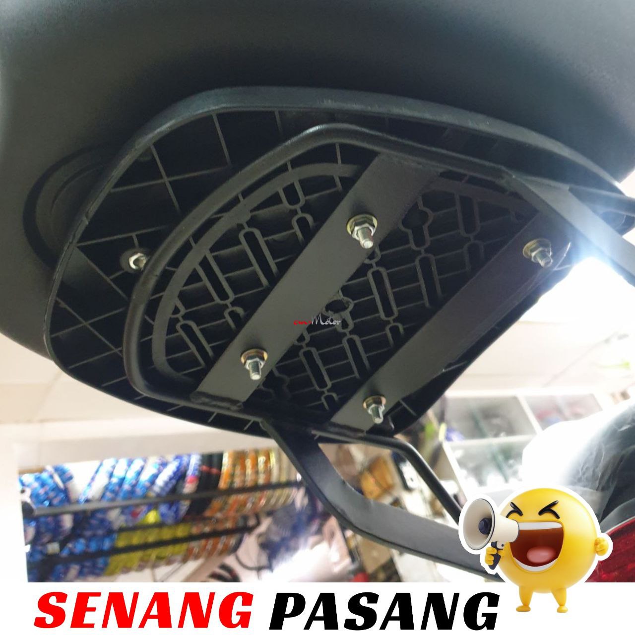 BKP 30L BOX MOTORCYCLE MONOLOCK+RAPIDO MONORACK VRACK YAMAHA 135LC V1 ...