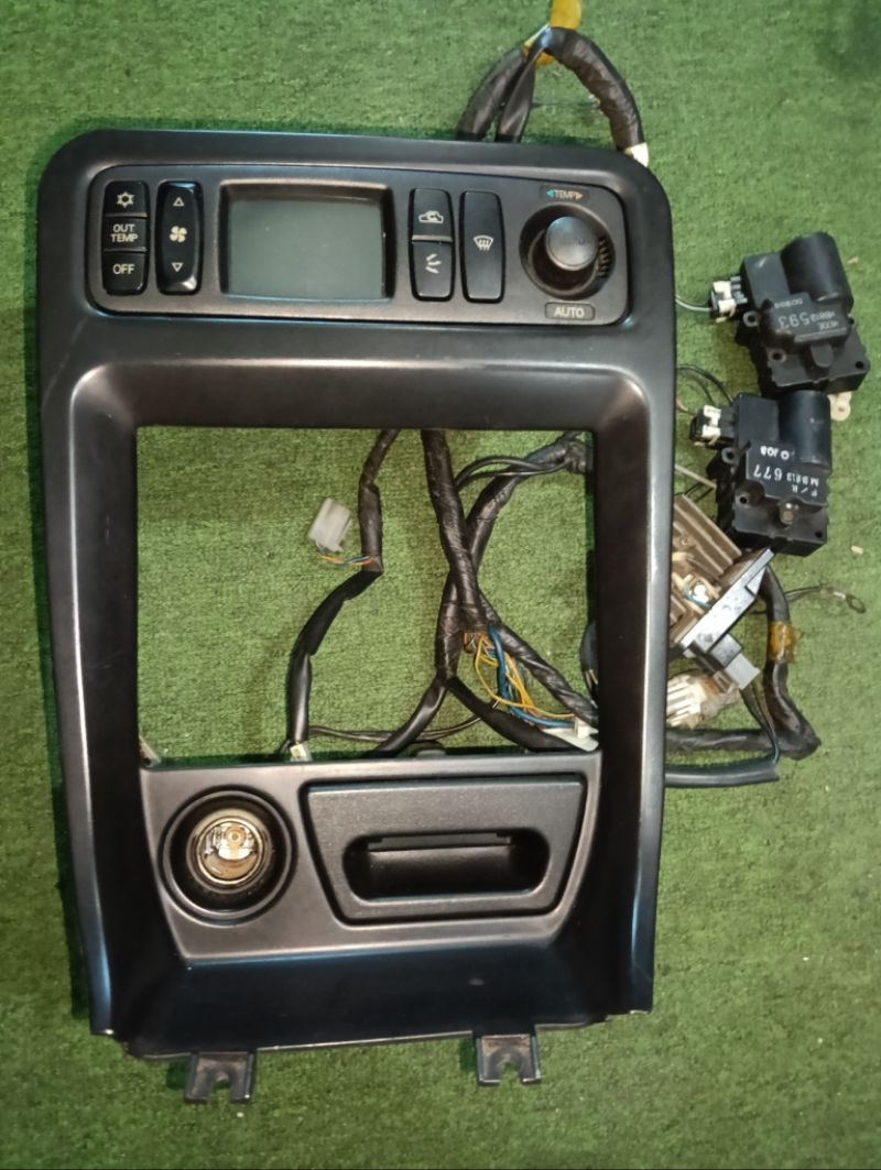DIGITAL AIRCOND MITSUBISHI ETERNA TOMBOL PROTON PERDANA | Shopee Malaysia