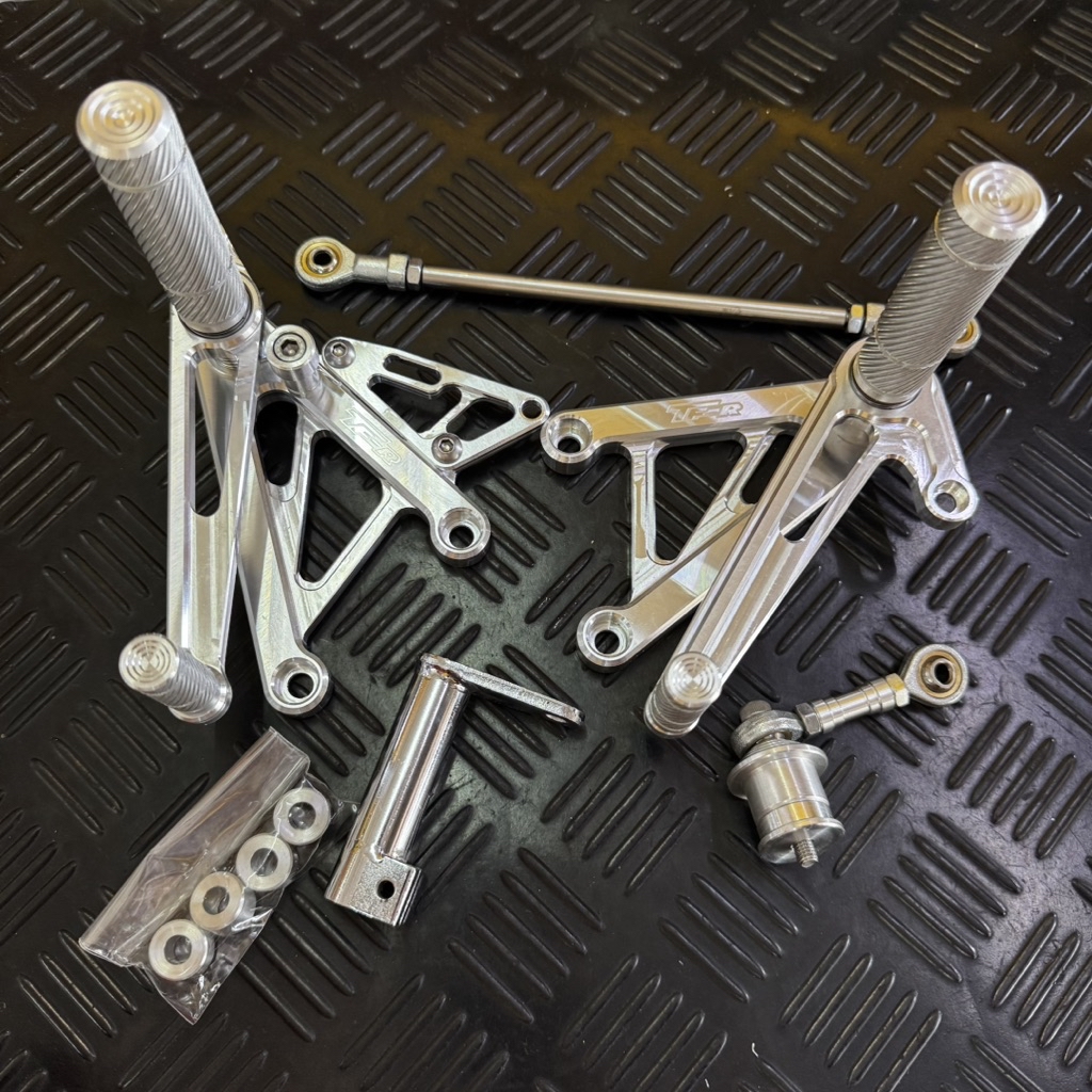 🇹🇭 🔥 FOOTREST KR150 /KRZ /SERPICO/RR 🔥🇹🇭FOOTREST DRUM DAN DISC BRAKE ...