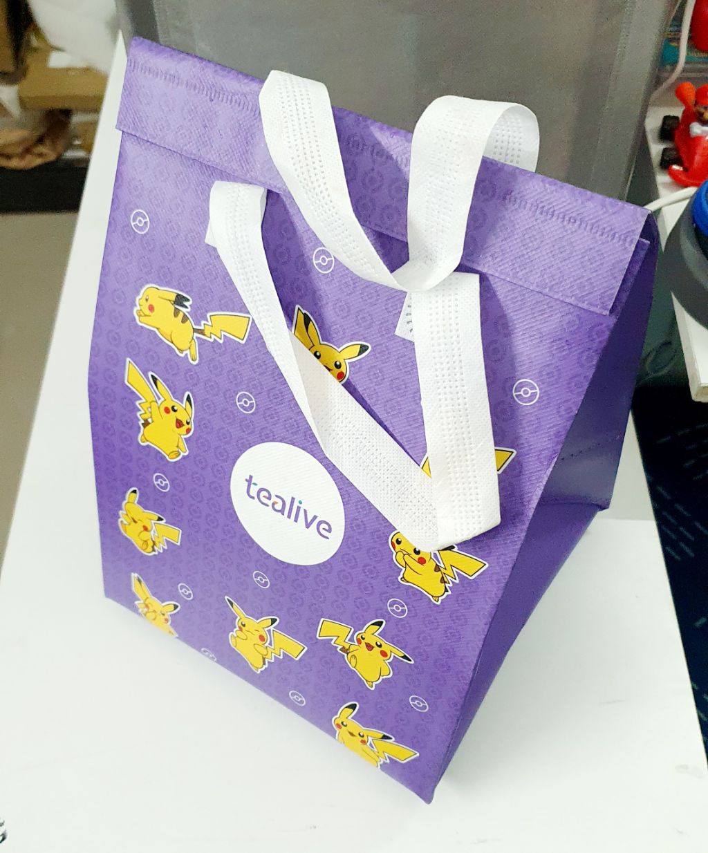 Original Tealive X Pokemon Pikachu Multi-Use Cooler Takeaway Bag ...