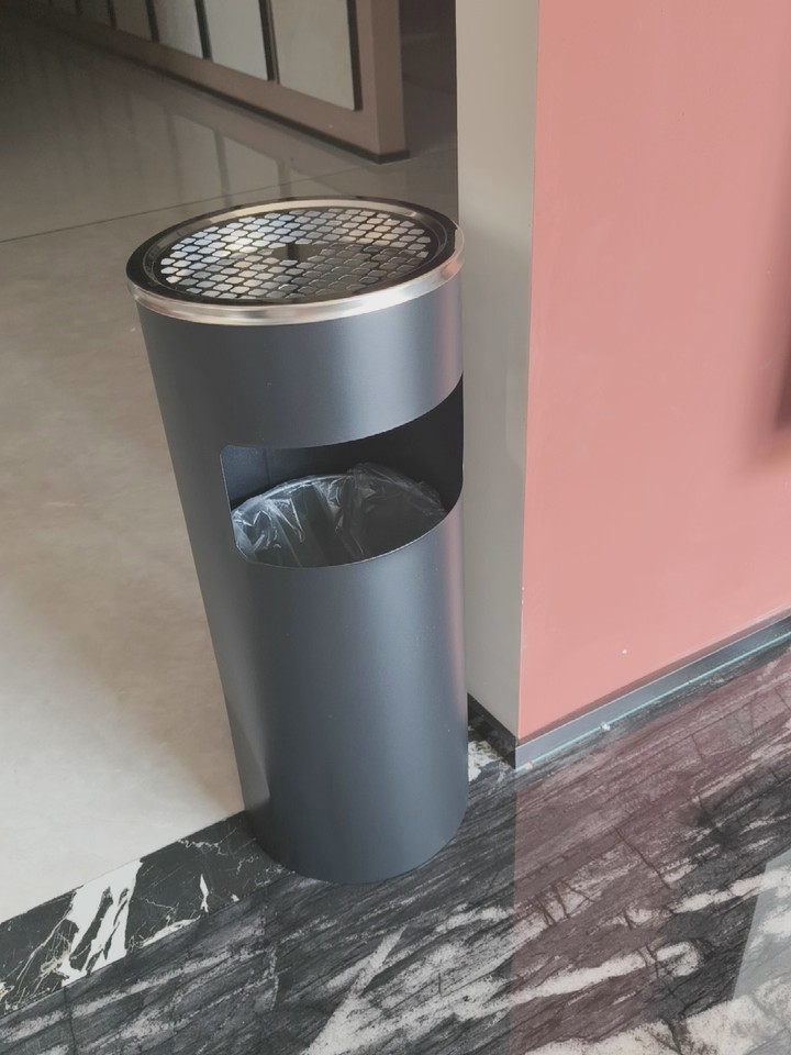 Stainless Steel Dustbin With Inner Bucket and Top Ash Tray Trash Bin ...