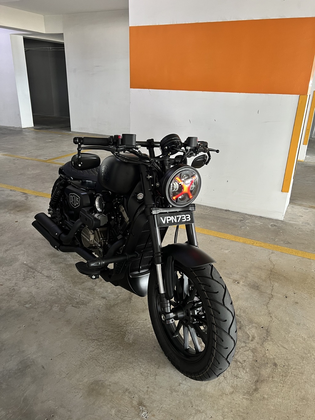 QJMotor SRV250 RGB Venom Headlamp Lampu Depan Retro Cafe Racer Bobber ...