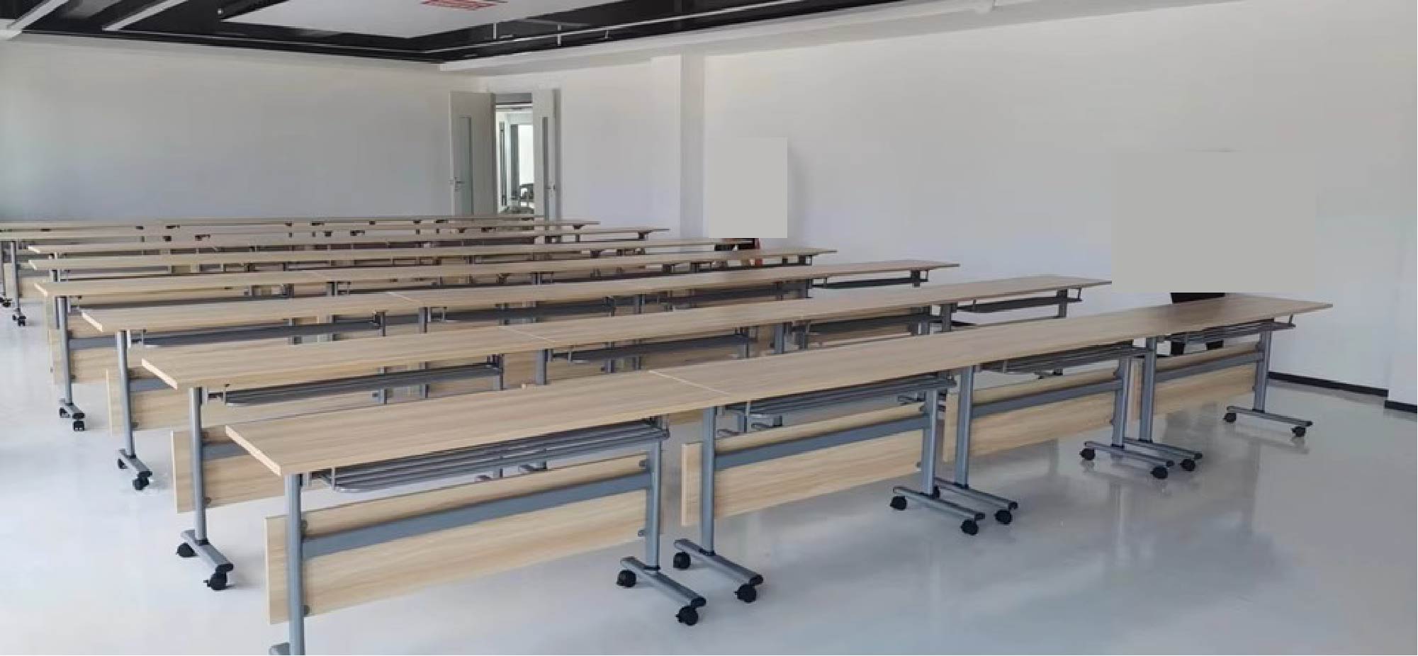 Meja Lipat Latihan Training Table Portable Wheels Meja Mesyuarat ...