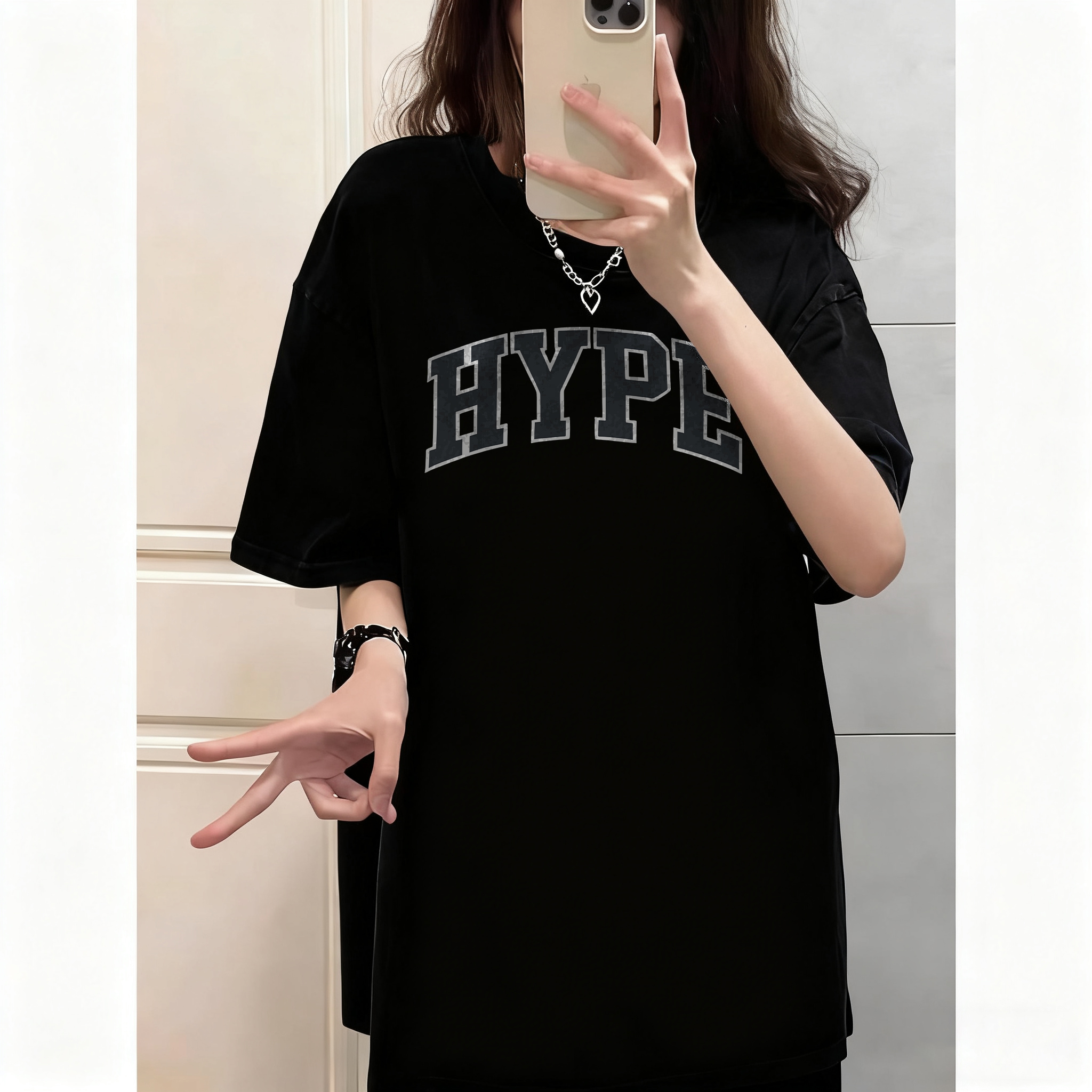 kumikumi Fashion Aesthetics Crew Neck oversize black Tshirt for women ...