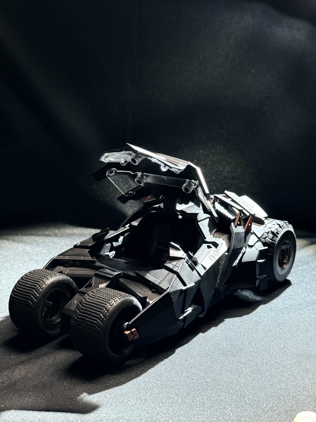 20CM 1/24 SCALE BATMAN BATMOBILE TUMBLER SUPERCAR ALLOY METAL LED DC ...