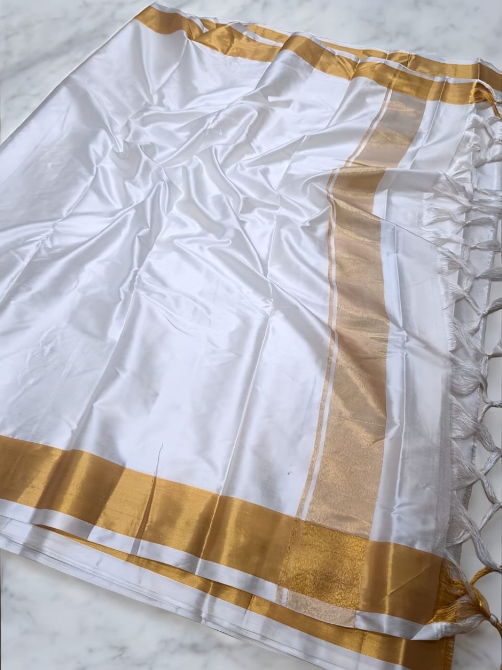 Sico Silk Saree Blouse = plan Pallu = Rich Fancy Pallu Siko Silk Saree ...