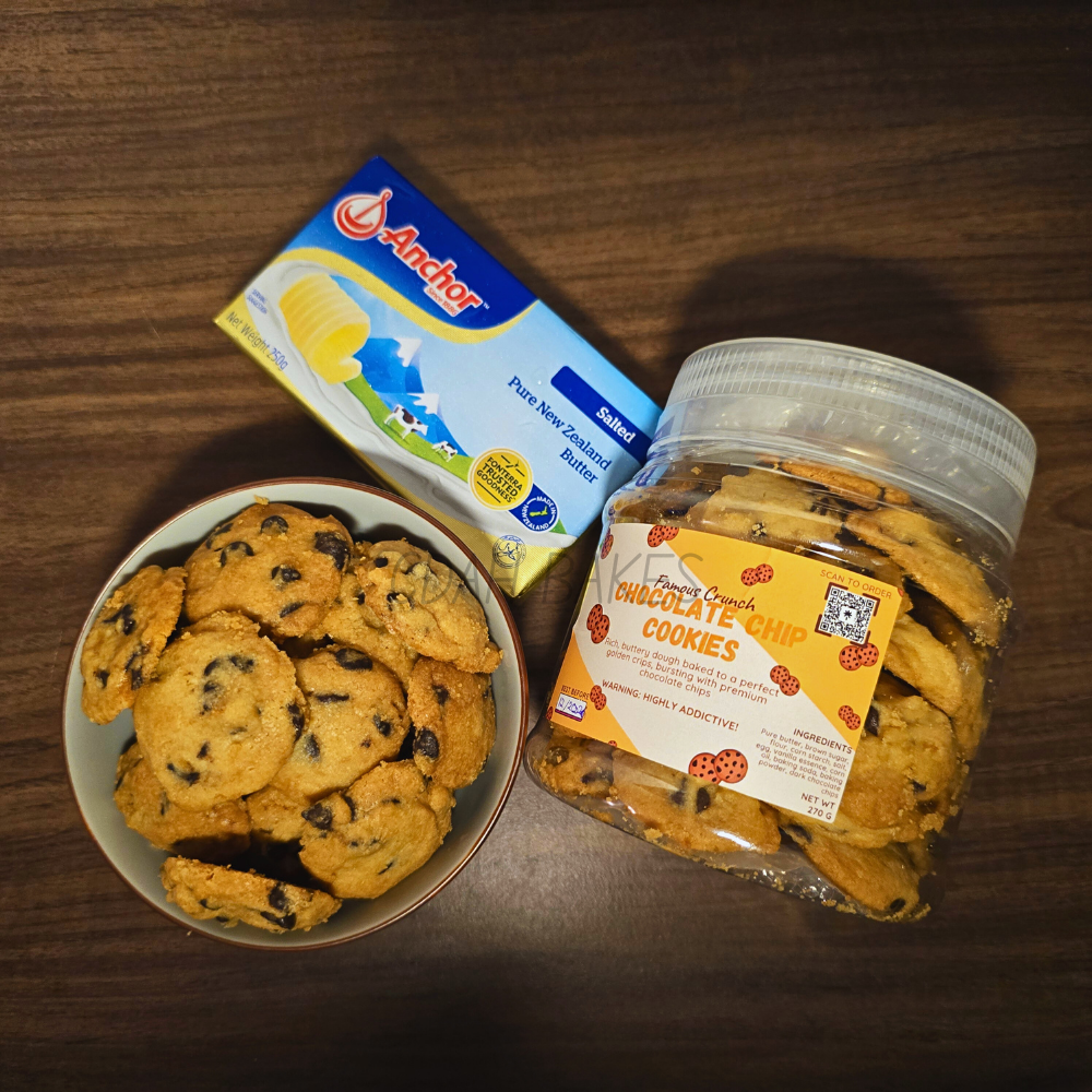 FAMOUS CRUNCH Brown Butter Chocolate Chip Cookies Biskut Coklat Raya ...