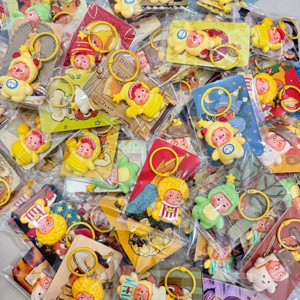 【READY STOCK】Cute Twinkle Twinkle Keychain – Trendy Bag Charm, Hanging ...