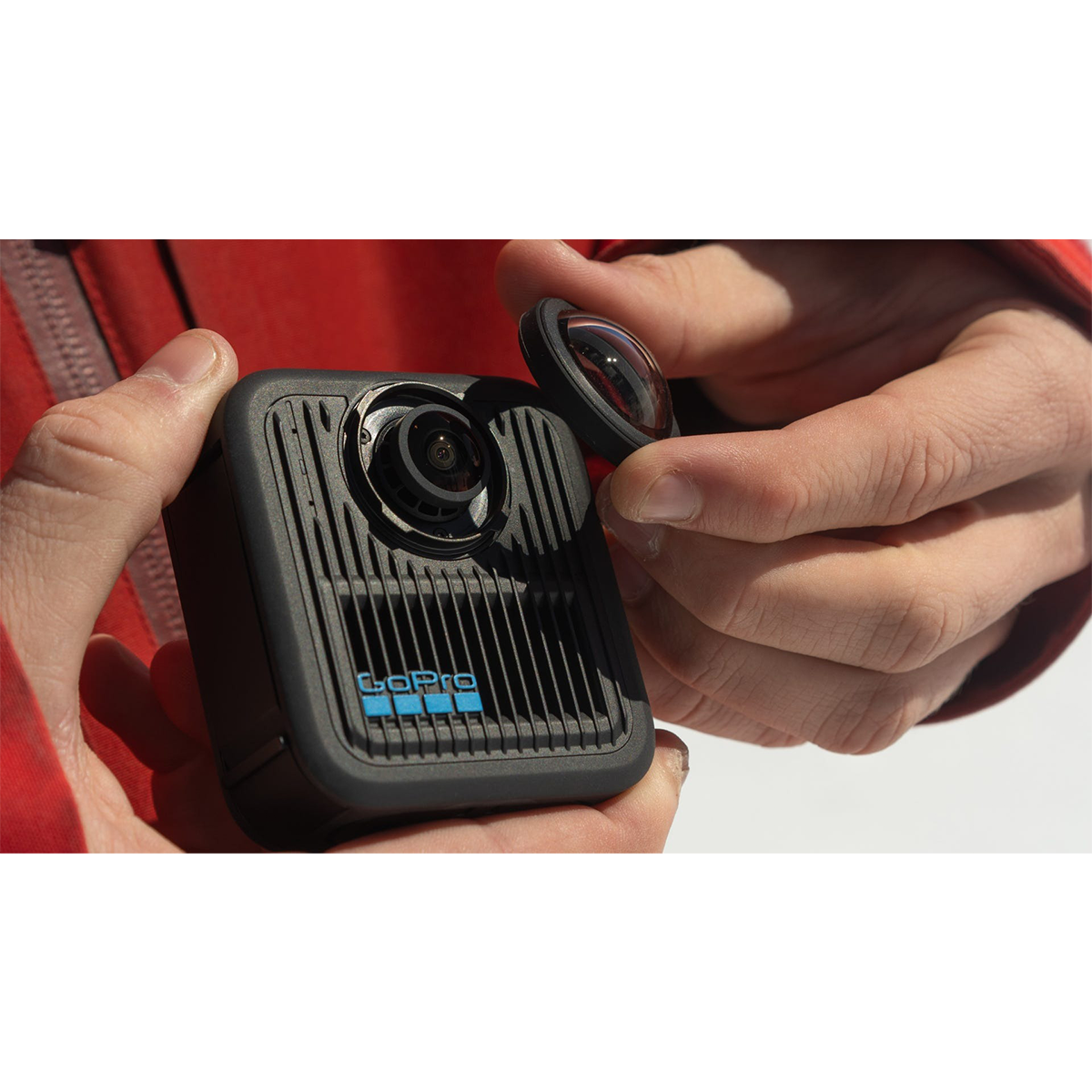 GoPro 360 Max 2 (CHDHZ-311-RW) [360° Audio Capture/8K 360° Video/Wi-Fi ...