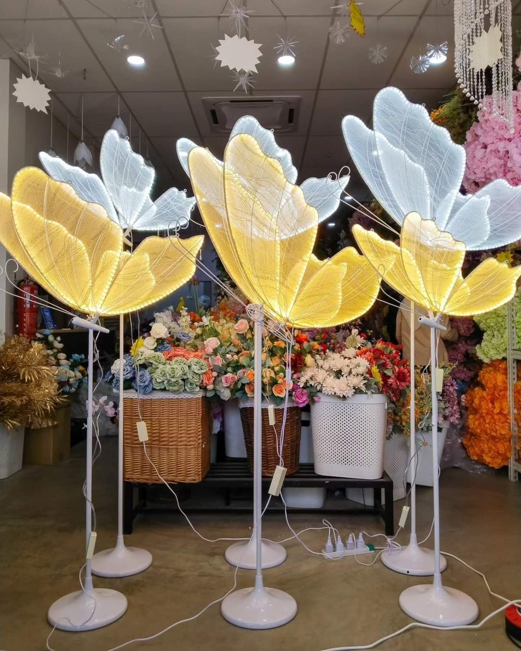 Lampu Lilin Tiang Butterfly Untuk Hiasan Pelamin Perkahwinan l Big ...